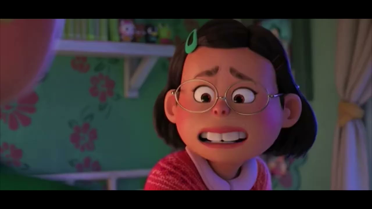 Mei Mei.. What Is This?? | Turning Red - YouTube