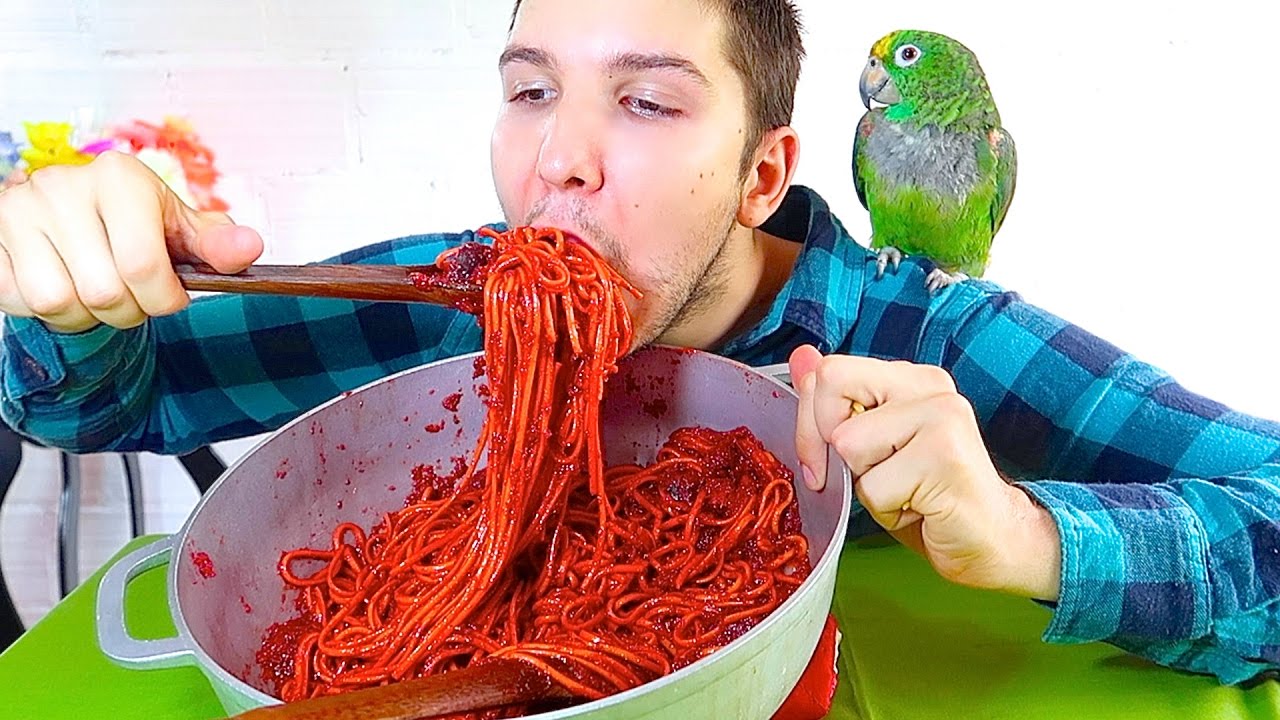 Creamy Blood Pasta • MUKBANG - YouTube