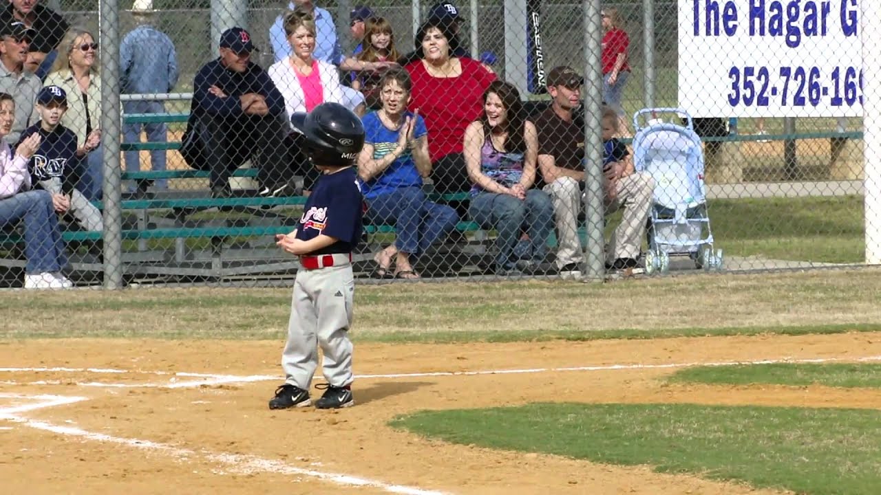 first t-ball game - BRAVES 2011 - YouTube
