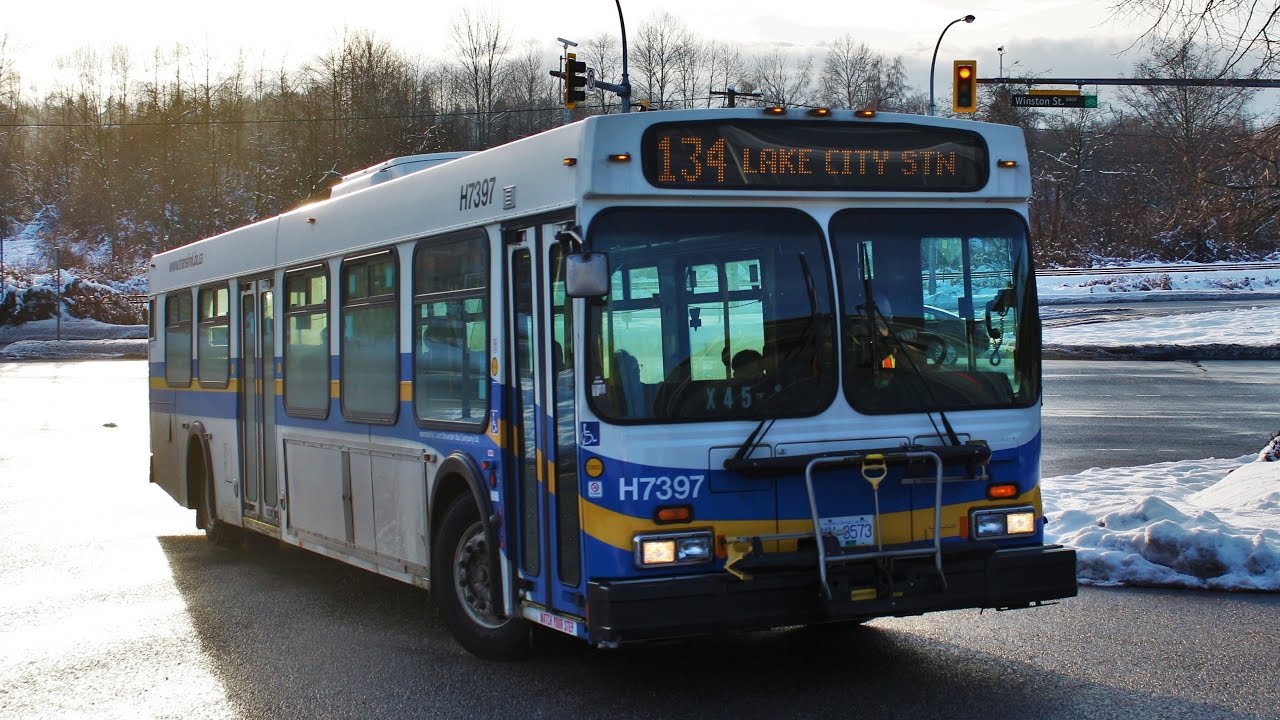 TransLink 2000 New Flyer D40LF - H7397 - YouTube