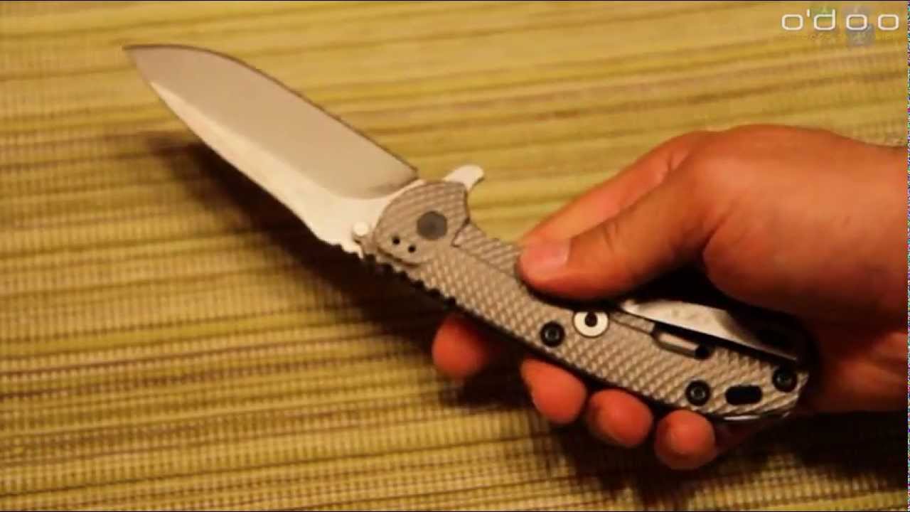 Zero Tolerance 560 thumb stud opening - YouTube