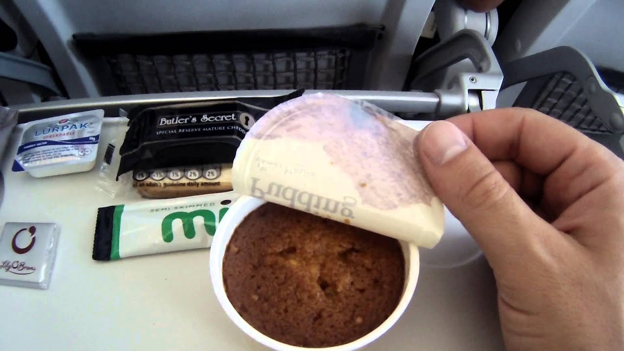 Thomas Cook Inflight Meals. Inflight gluttony at 35,000ft! - YouTube