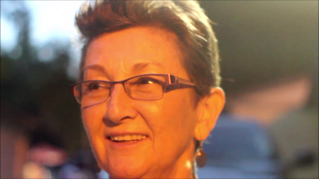 Comedy: Susan Sussman - YouTube