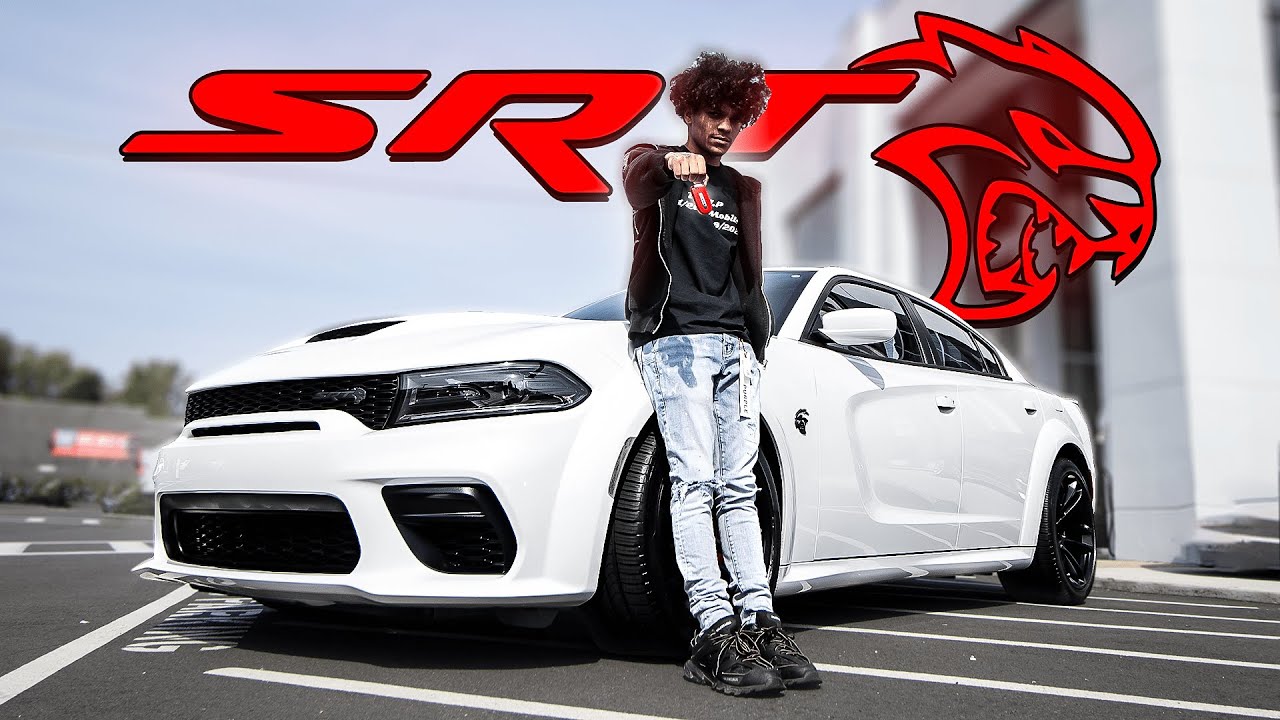 BUYING MY DREAM HELLCAT AT 19! - YouTube