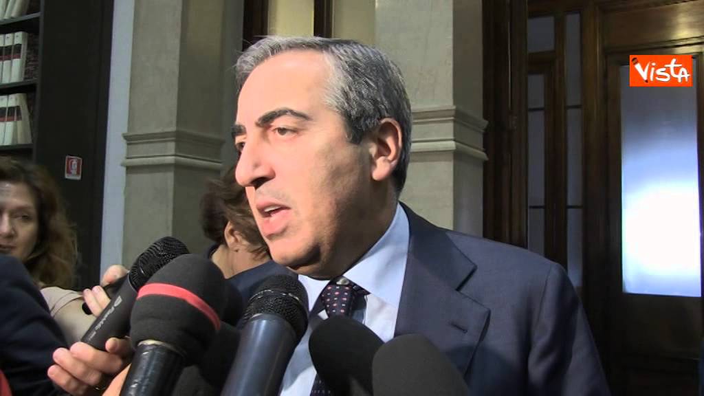MARO'. GASPARRI: GOVERNO INERTE IN QUESTO CAMPO - YouTube
