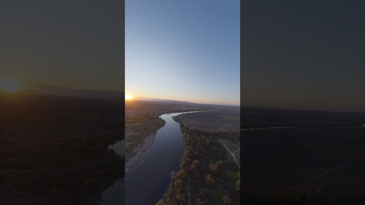 A beautiful sunset flight 9x16 - YouTube
