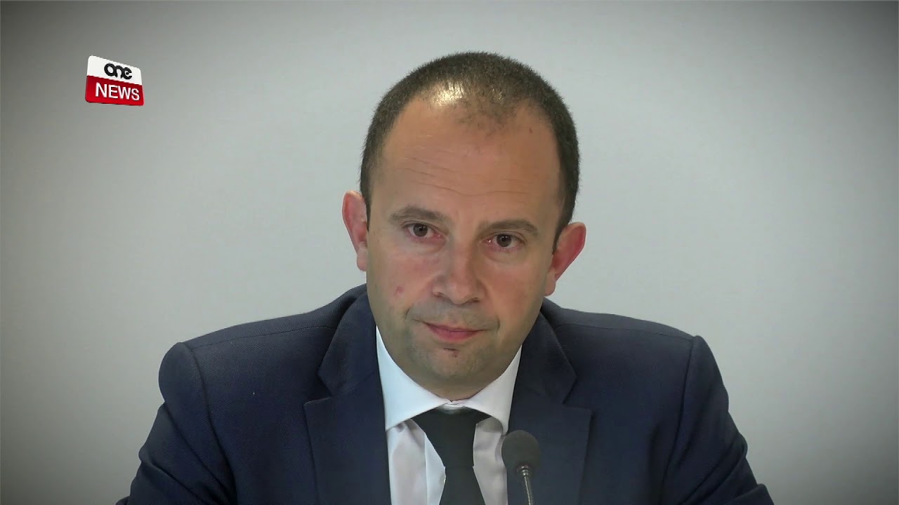 CLAUDIO GRECH SKOMDU JWIEĠEB DWAR TONI BEZZINA - YouTube