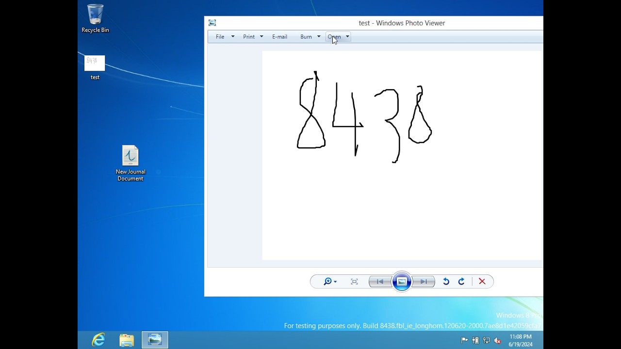 Installing Windows 8 build 8438 - YouTube