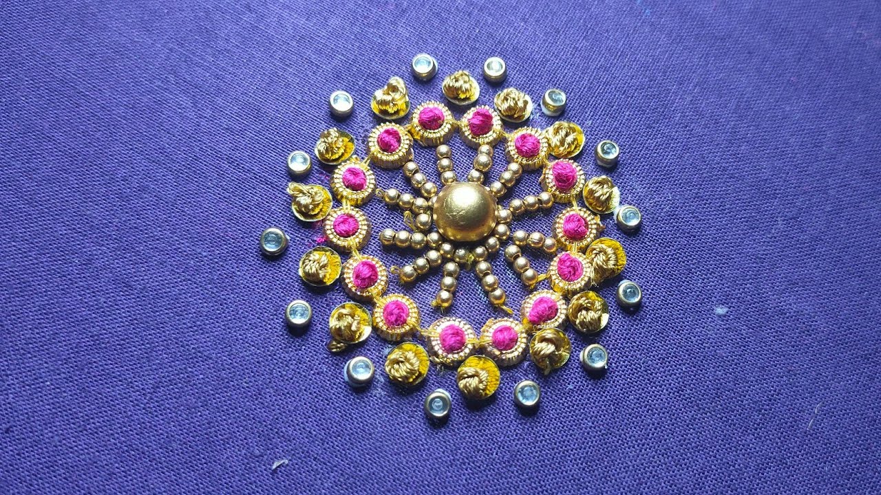 Simple aari design 🌸 for beginners. #Designcorner #aariembroidery # ...