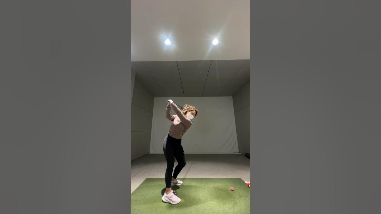 Klpga 예쁘고 파워풀한 골프스윙 보시고가세요💕💕klpga정혜윤프로 여자프로골퍼 프로골퍼 골프스윙 골프스윙동영상