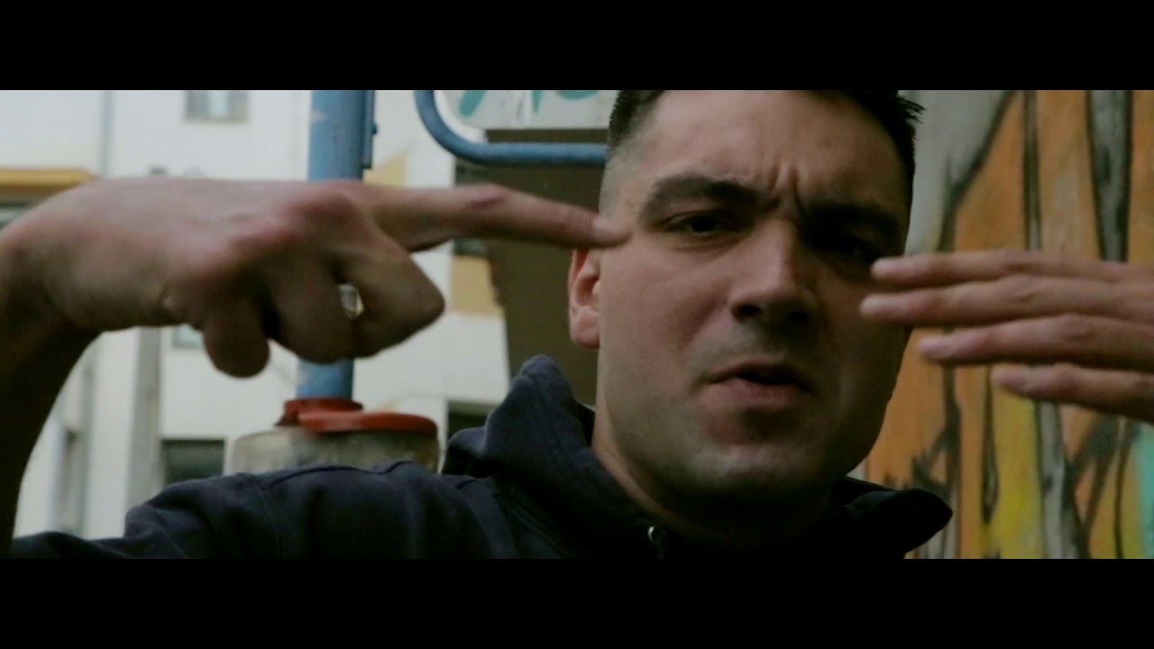 MASKILL - ΑΥΤΟΙ ΕΙΣΤΕ (Official Video Clip) - YouTube