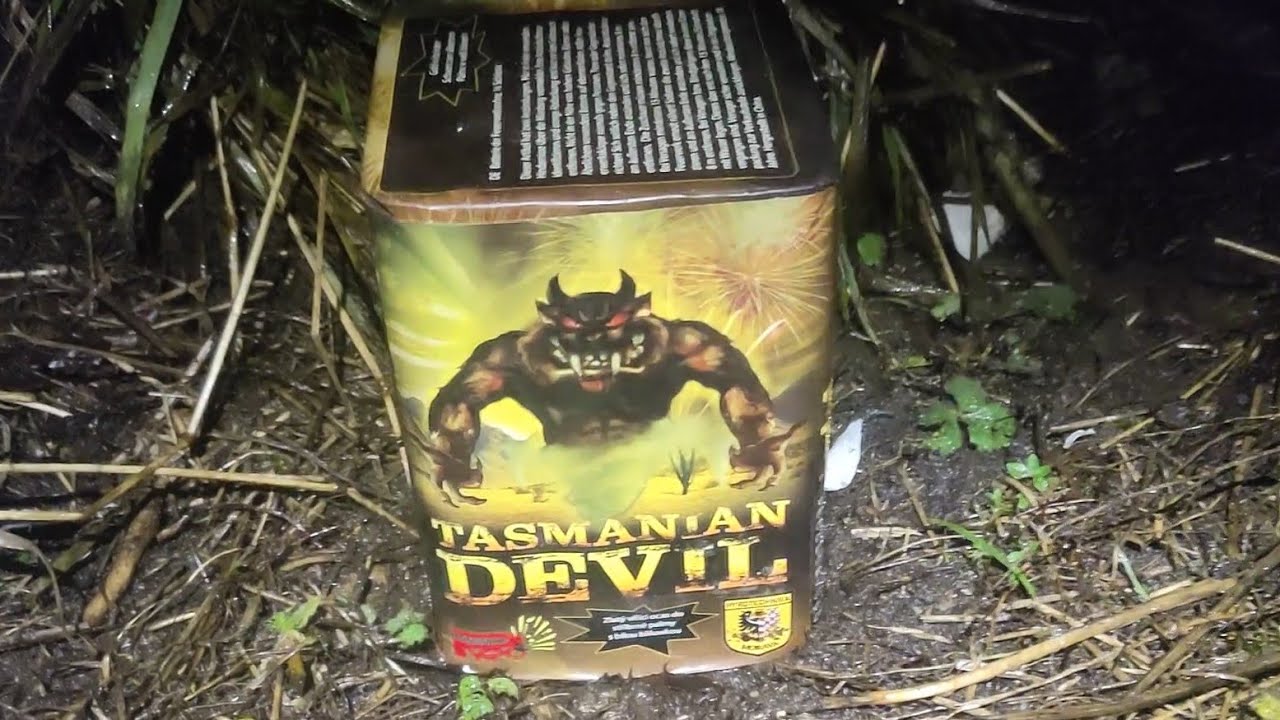 wyrzutnia NS11606 Tasmanian Devil Pyro Moravia fireworks - YouTube