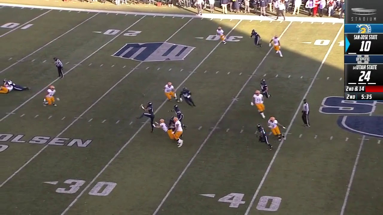 Tipa Galeai interception against San Jose State - YouTube