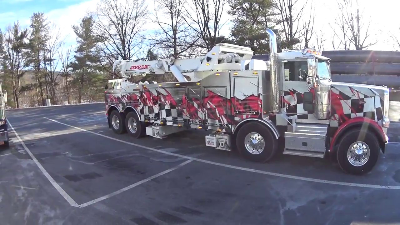 3443 A brand new big rig Wrecker - YouTube
