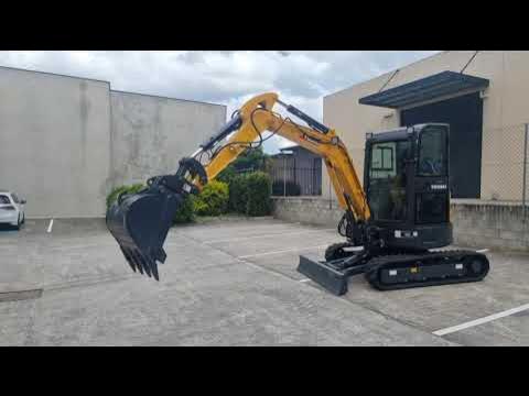 Yuchai YC35SR Pro 4ton excvator with a/c cabin - YouTube