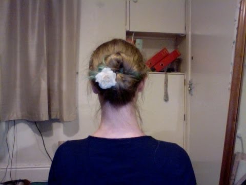 Disney's Frozen: Anna coronation hair tutorial - YouTube