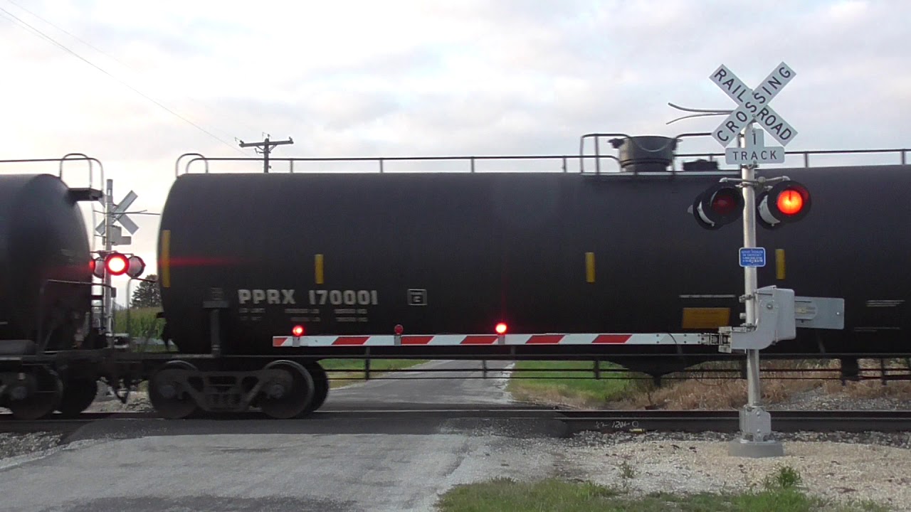 BNSF 7985 East Union Hill, IL 9/8/19 - YouTube