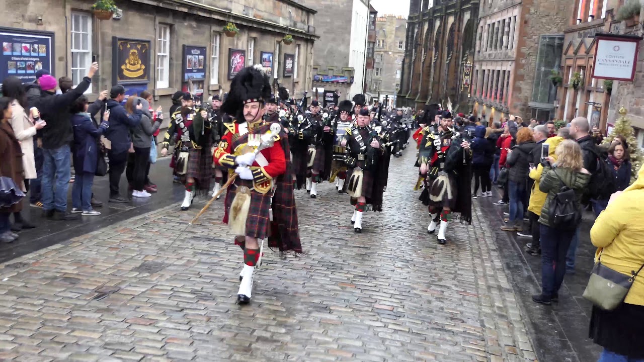 Highlights of 4 Scots "The Highlanders" on The Royal Mile 2018 - YouTube