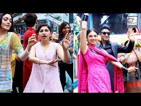 Divya Khosla And Tulsi Kumar's Dance During Ganpati Visarjan | LehrenTV