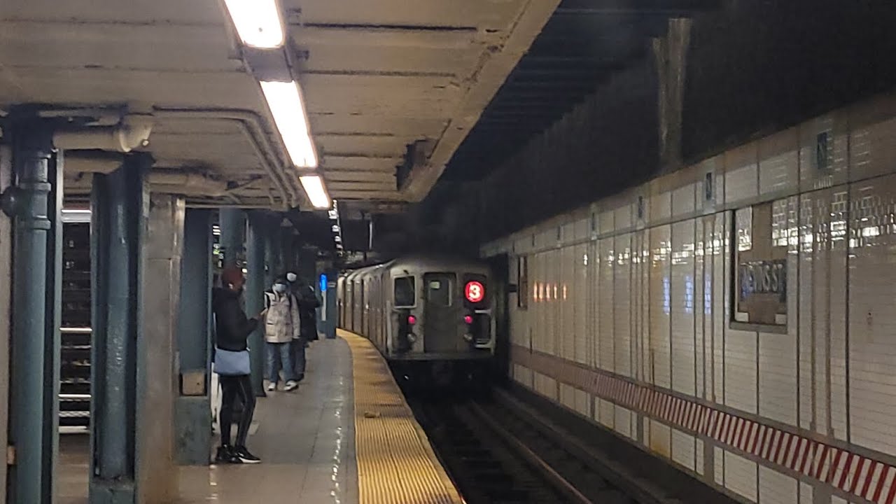 MTA NYC Subway: New Lots Av bound R62 (3) train leaving Nevins St - YouTube