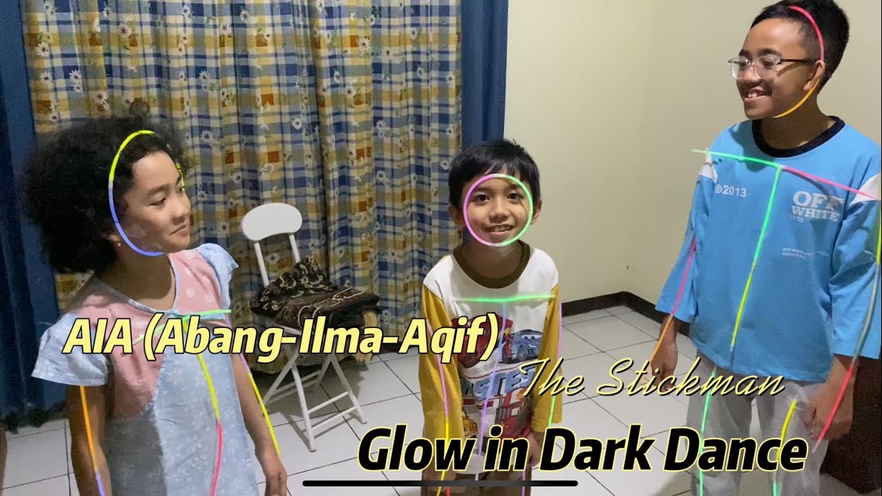 AIA - Glow in The Dark Dance - YouTube