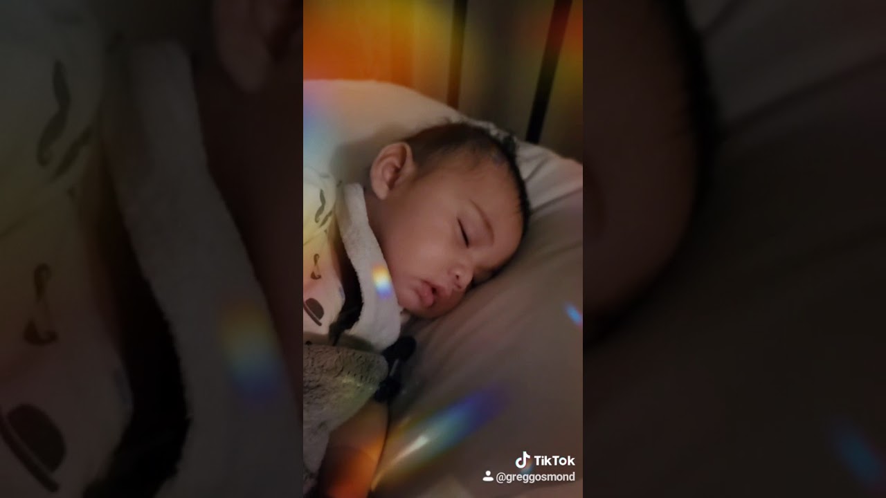 Gavin sleep 0620 - YouTube