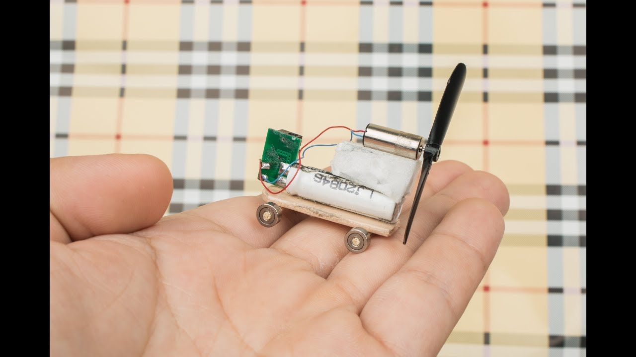 How to build a Small capacitor powered car - YouTube
