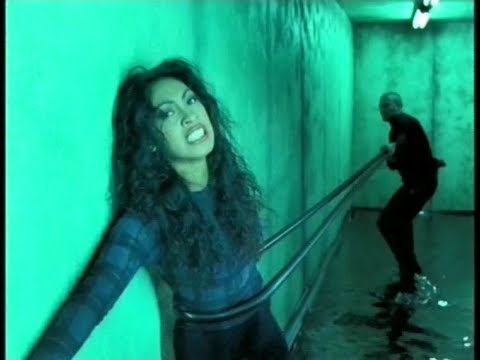 Robyn Loau - Sick With Love - YouTube