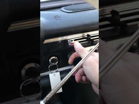 Mercedes-Benz 190D Start-up