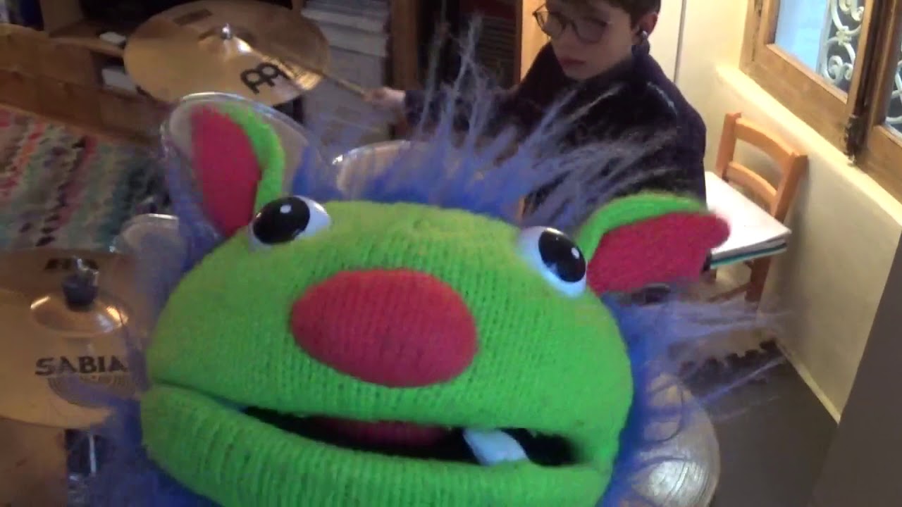 Zigouigoui est avec de Jeunes Musiciens - YouTube