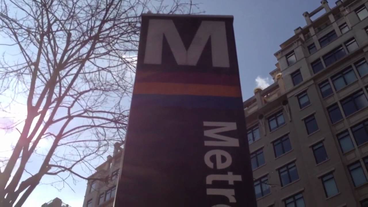 WMATA Metro Center Sign - YouTube
