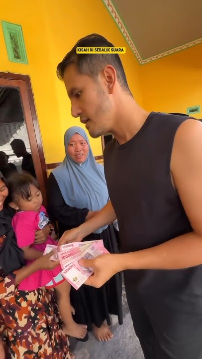 SEBELUM BALIK, ALIFF SYUKRI BERI DUIT KPD KELUARGA BIBIK TUDUNG - YouTube