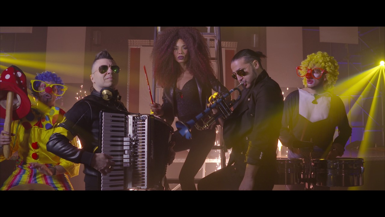 Max Salsapura & Maximo Music - Madame La Baguette (radio video edit ...