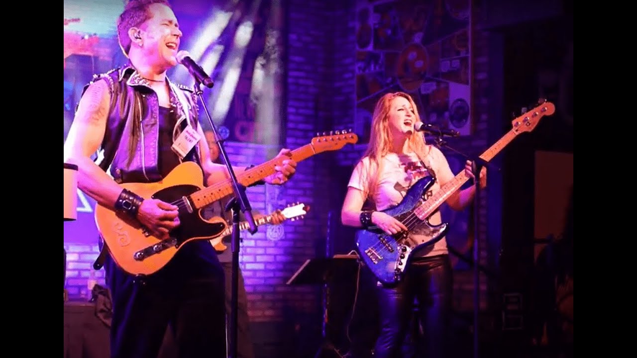 Rebel Robbie / Talking Threads Promo 12/31 - YouTube