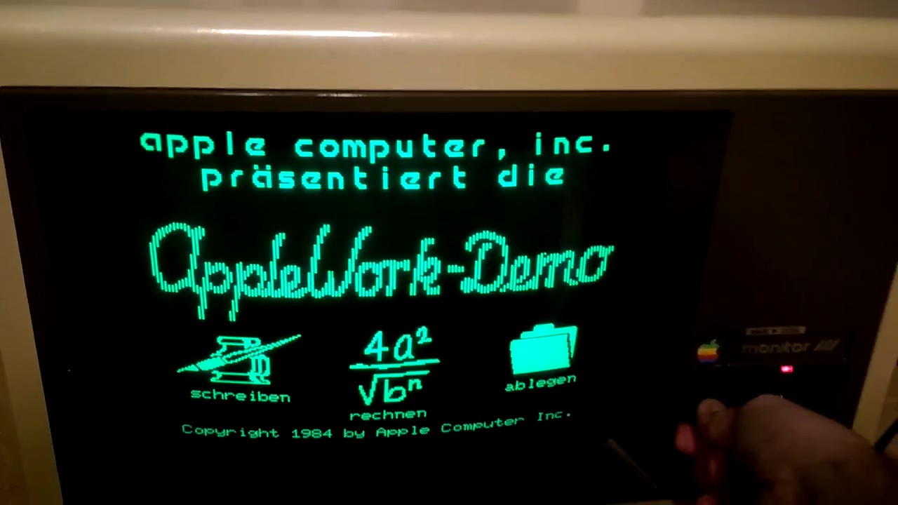 Apple Monitor III quick test with Apple IIc - YouTube