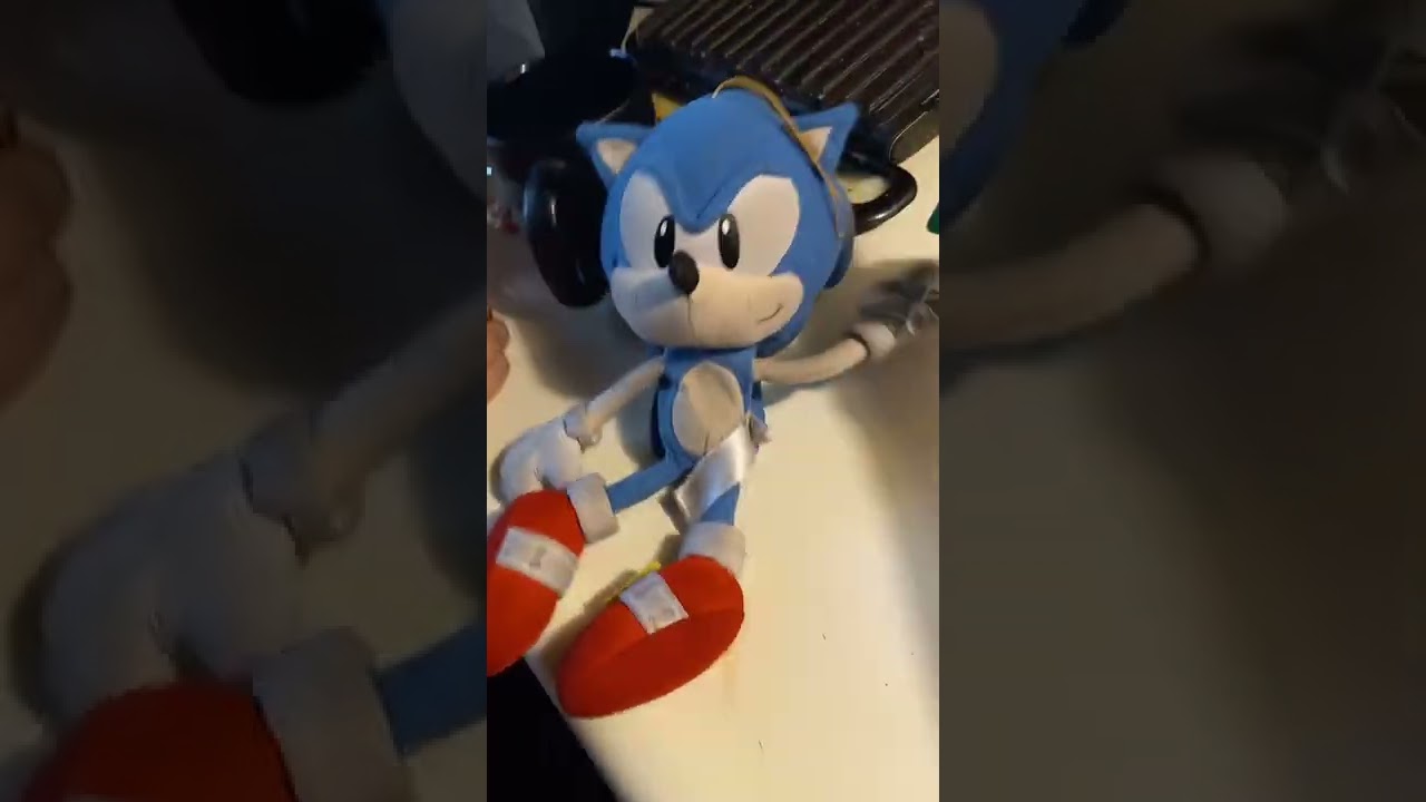 yoyo mario and yoyo sonic - YouTube