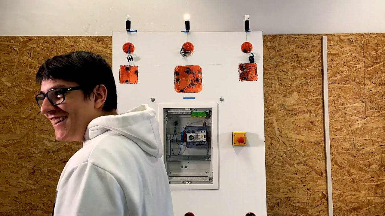 HTL Villach Installationswerkstätte - YouTube