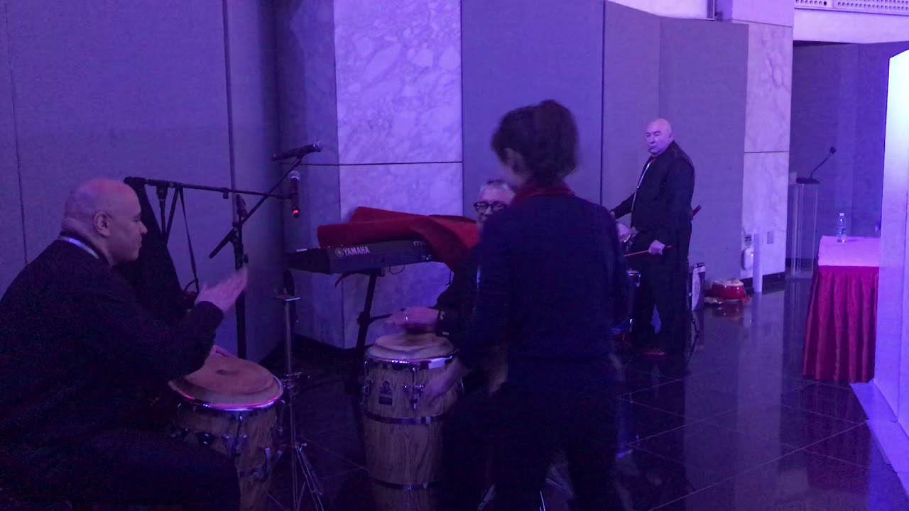 Beijing "Drum/Conga" Circle - Live from China - YouTube
