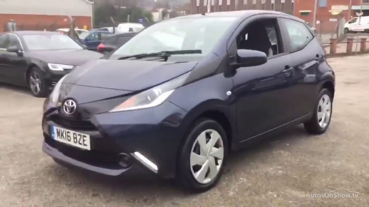 TOYOTA AYGO VVT-I X-PLAY BLUE 2016 - YouTube