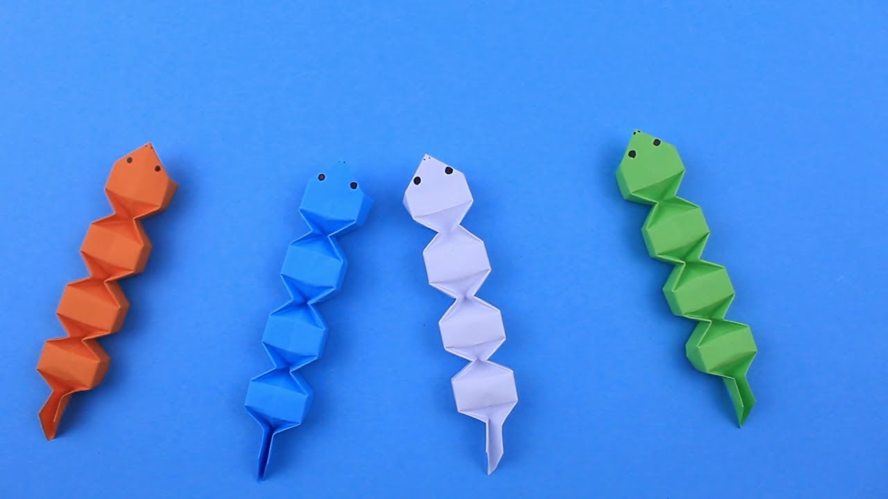 How to make a sliding snake out of paper - YouTube