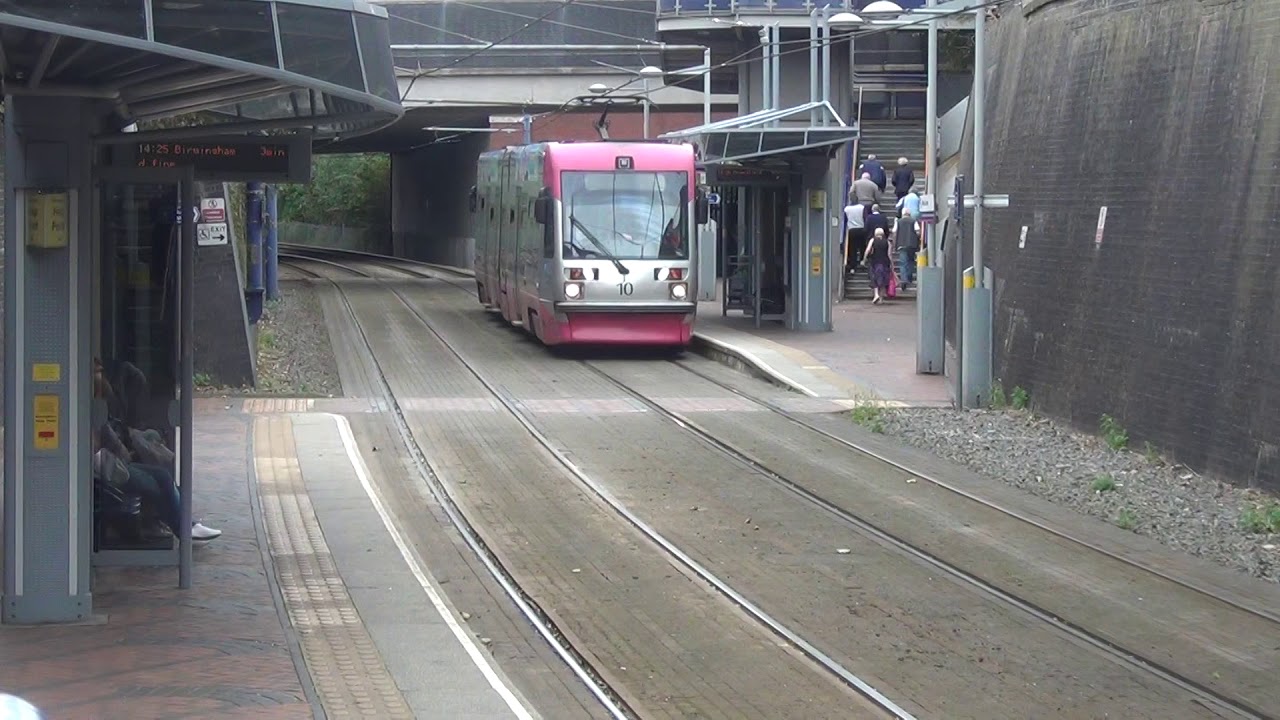 Classic T69 tram at Bilston Central - YouTube