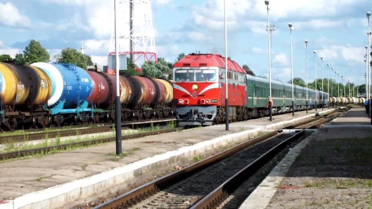 TEP70-0347 with tourist train (Daugavpils st.) - YouTube