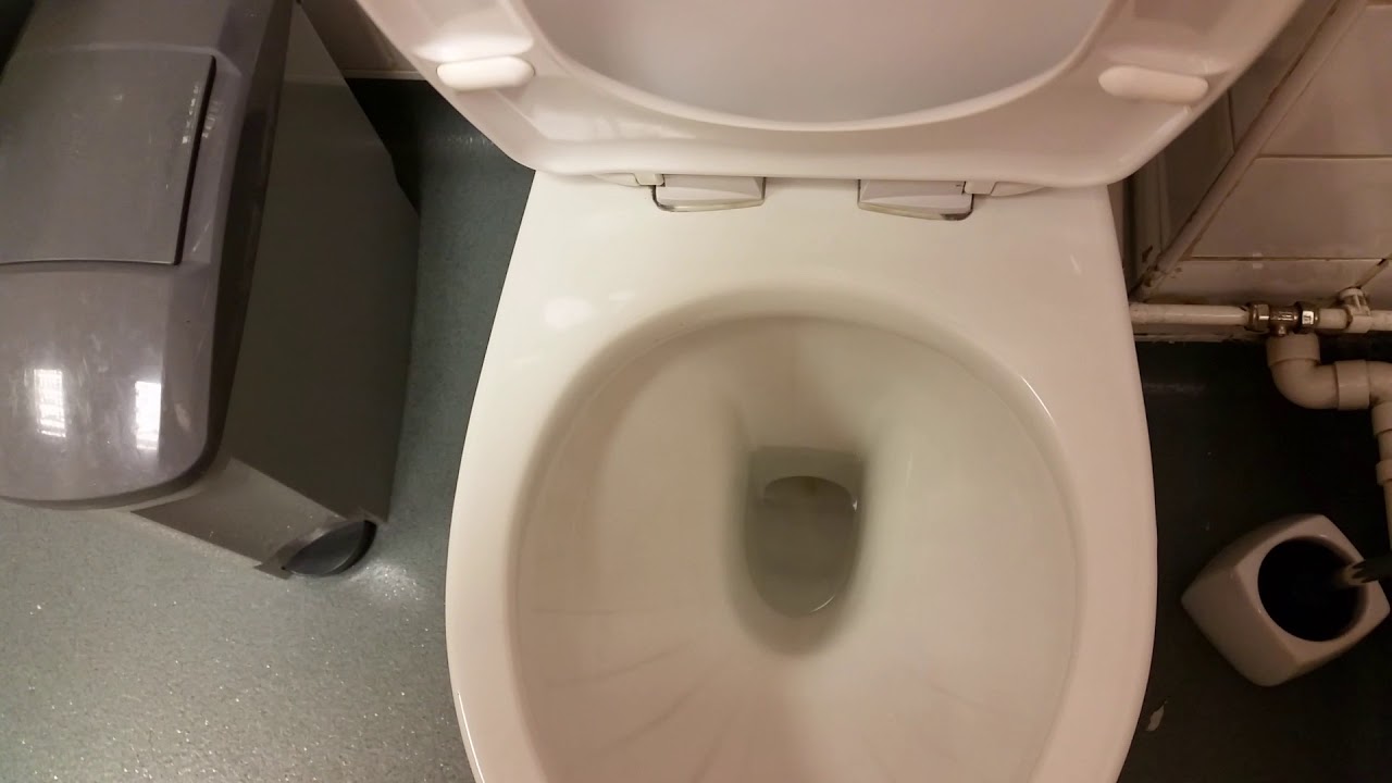 Toilet in Matalan Bognor Regis - YouTube