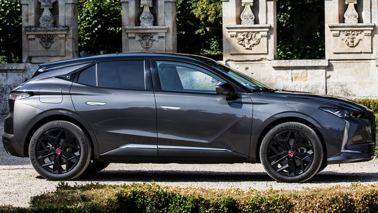 New DS 4 2022 - Luxury Hatchback Walkaround - YouTube
