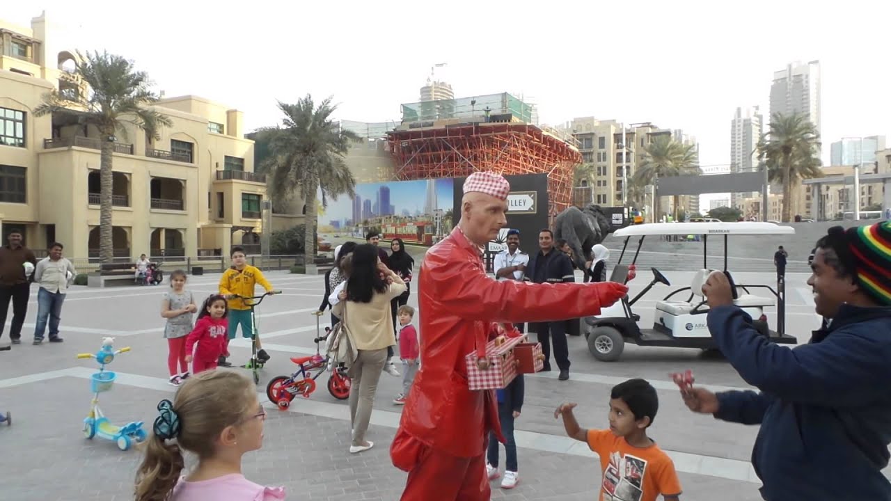 311 - Interactive Human Statue - DSF 2015 - YouTube