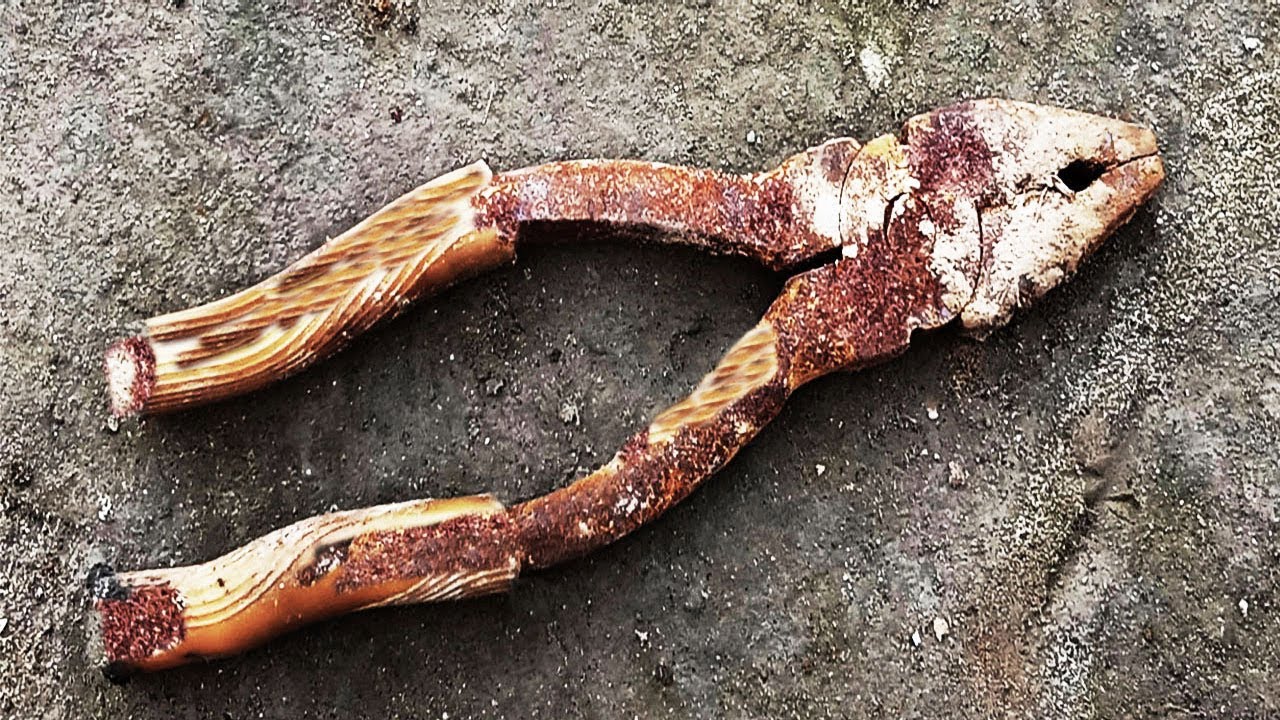 Easy Way to Rusty Plier Restoration | Restoring Tools - YouTube