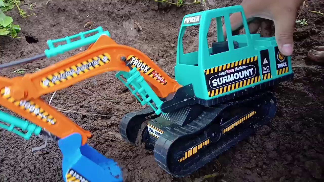 Mainan Beko Keruk dan slinder Tanah (Pneumatic The Roller) - YouTube