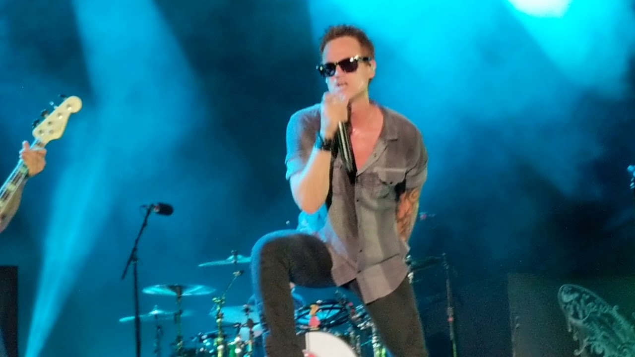 STP Live Concert New Orleans LA 8/11/18 - YouTube