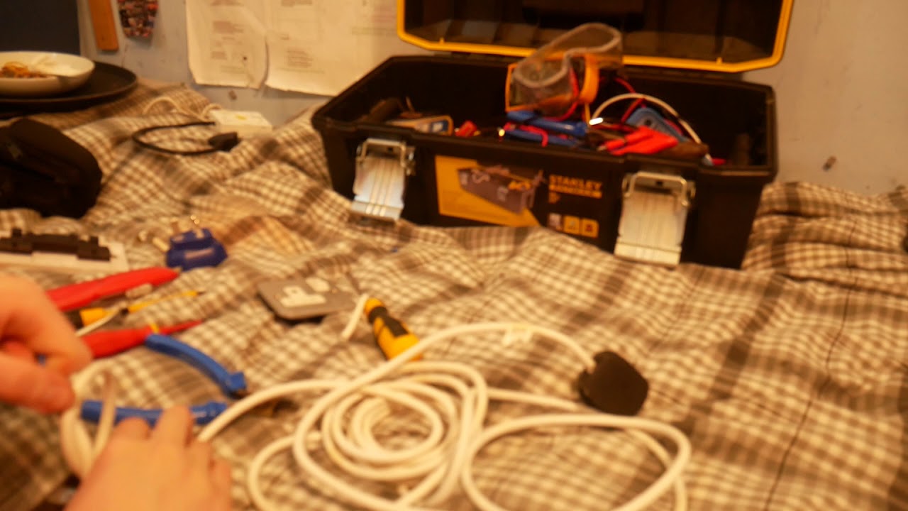How to Make Custom Extension Lead Uk (Metal Clad) - YouTube