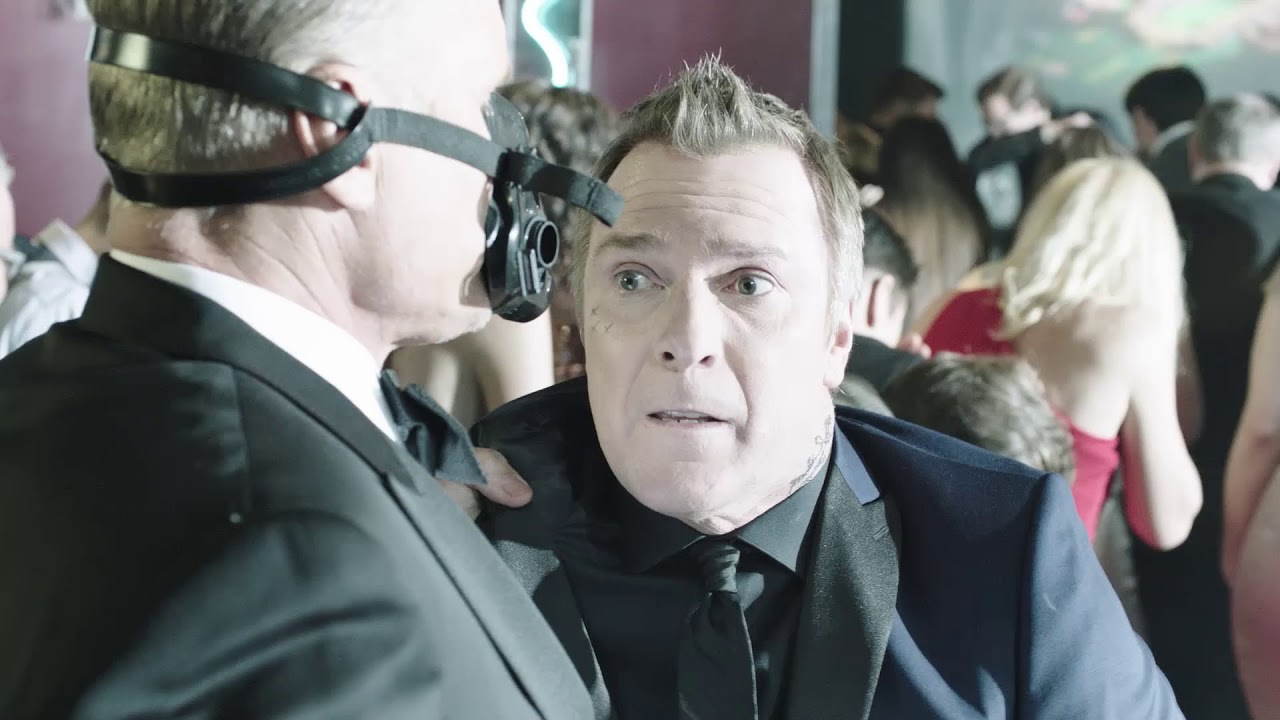 Arrow Season 5 DELETED SCENE - Kapiushon Episode 517 - YouTube